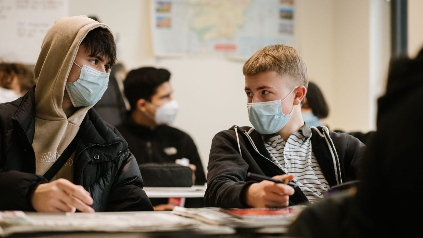 Ben Mauk at Max-Bill-Schule Berlin - Authors at School